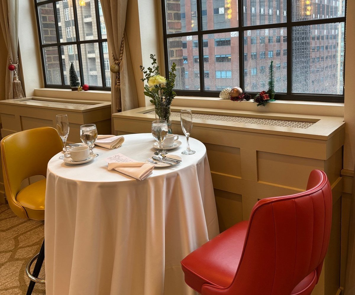 Afternoon Tea at Tip Top Tap Chicago | Warwick Allerton Tickets