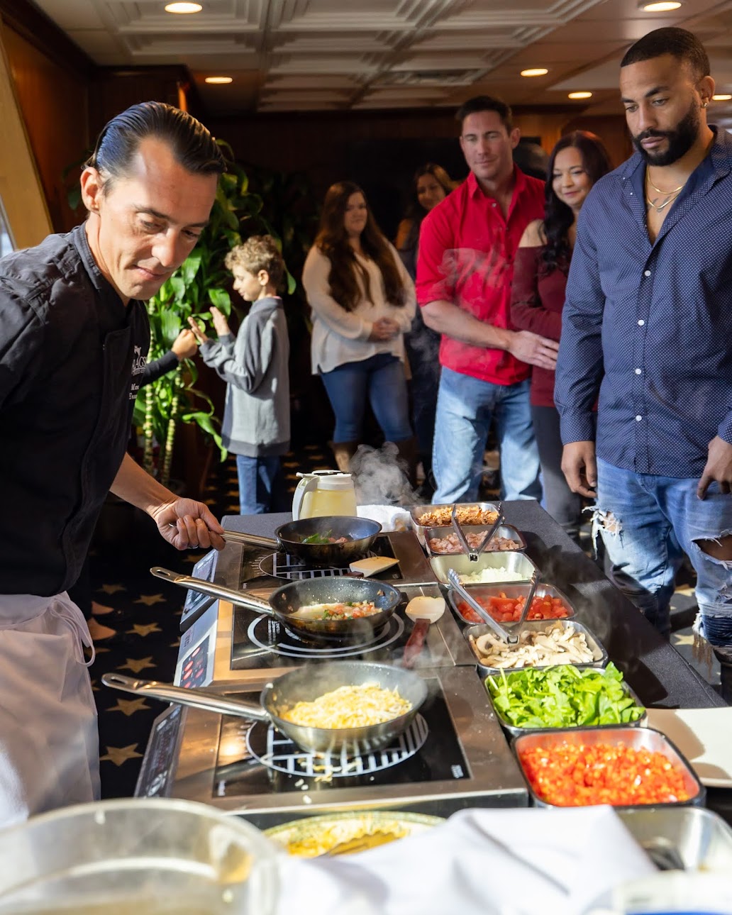 Champagne Brunch Cruise & Dinner on the Bay