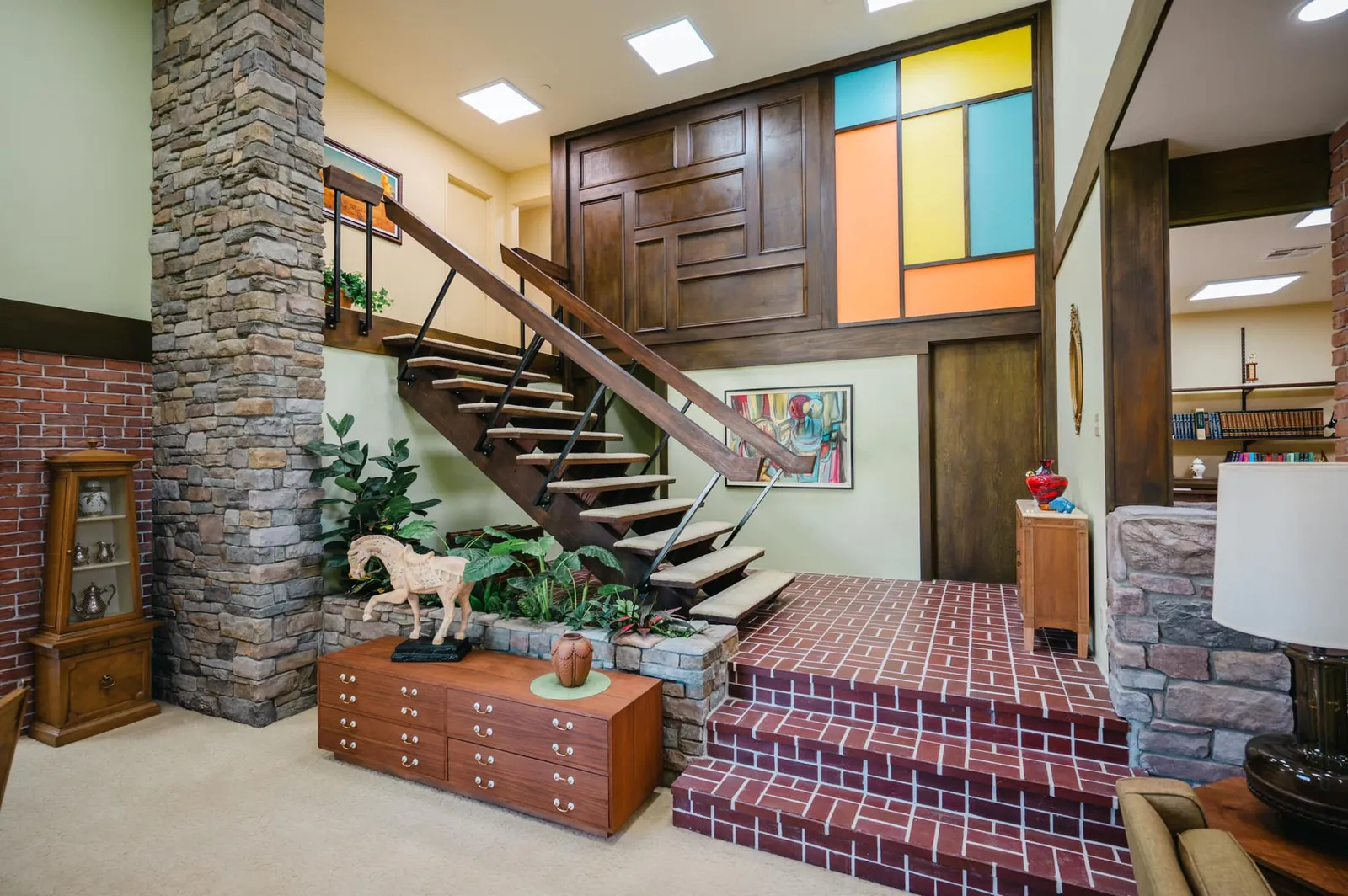 The Brady Experience Tickets: Tour The Brady Bunch House in LA