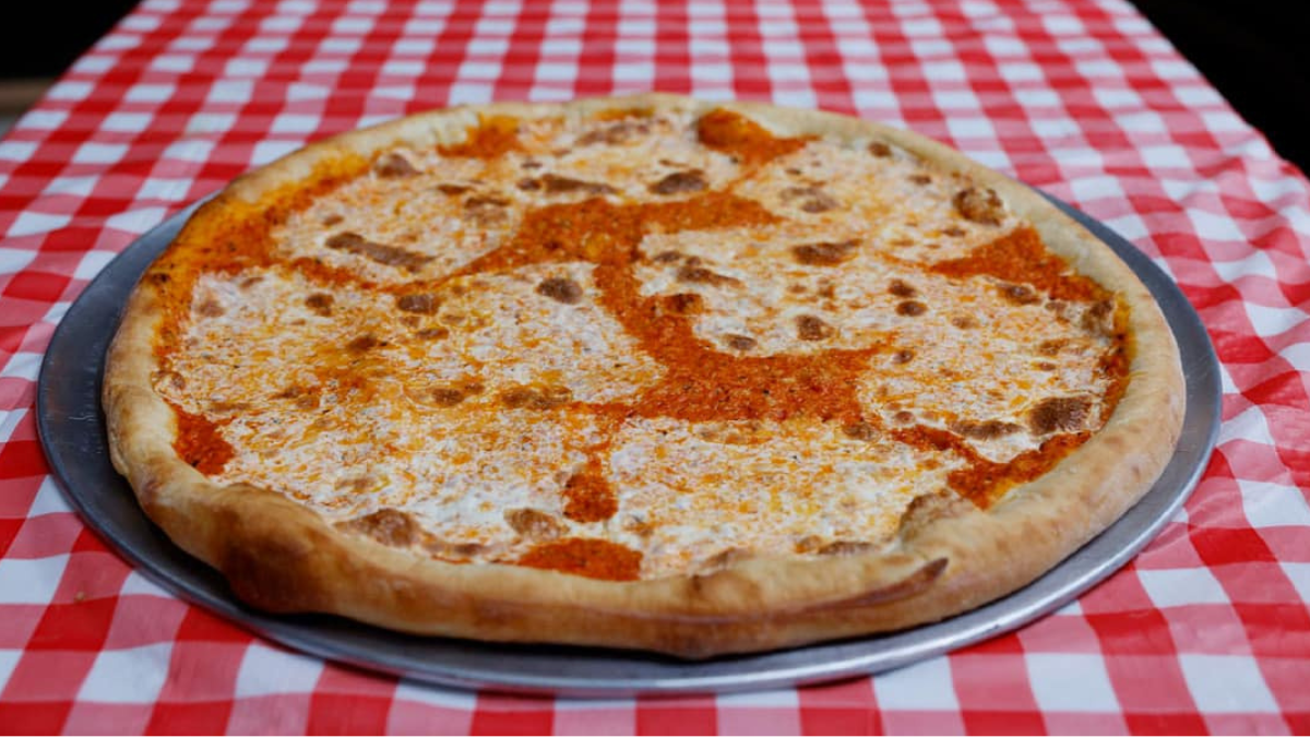 You Can Order Home Alone's "Lovely Cheese Pizza” at Little Nero’s Pop ...